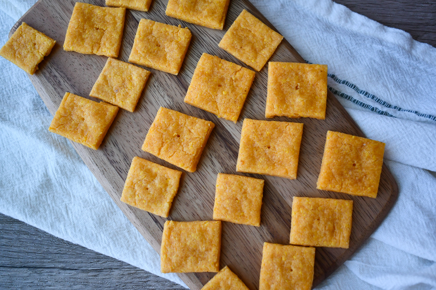 Gluten Free Cheez Its (Homemade Cheez-Its)